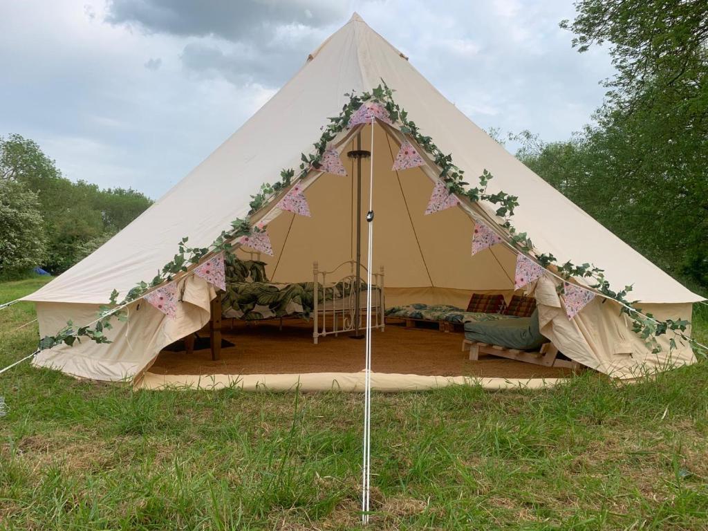 Camping By The River, Sutton Courtenay (updated prices 2026)