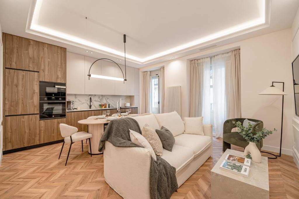 Chamberi V 2BR 2BH, Madrid (updated prices 2025)