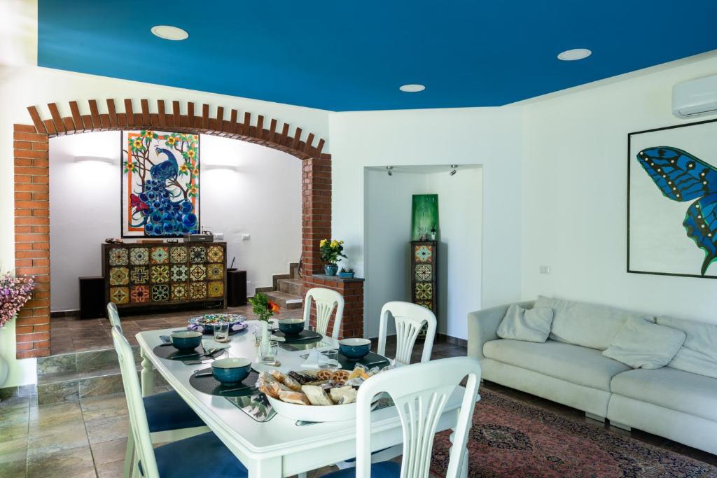 Villa De Alberti, Vergiate (updated prices 2024)