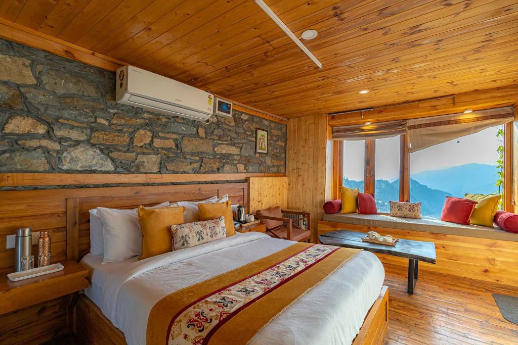 StayVista at DAAFI House with Comp Breakfast, Theog (updated prices 2025)