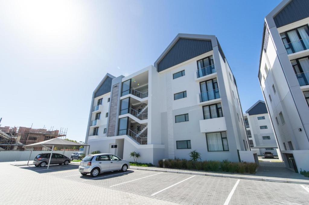 10 on Bellamare near the Beachfront, Summerstrand (updated prices 2025)