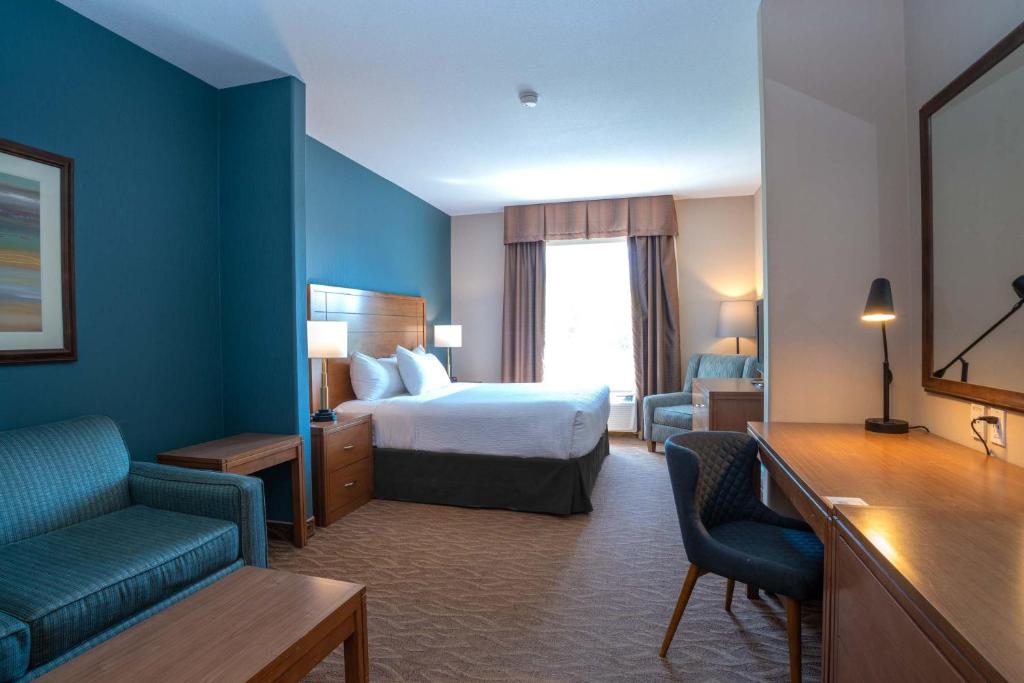 Sandman Hotel and Suites Squamish, Squamish (updated prices 2025)