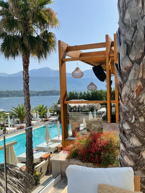 Emerald Suite with Pool, Private beach and Private Sea View Terrace ...