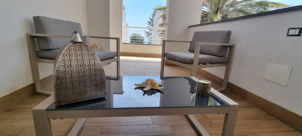 Alba di luna, Santa Teresa di Riva (updated prices 2026)