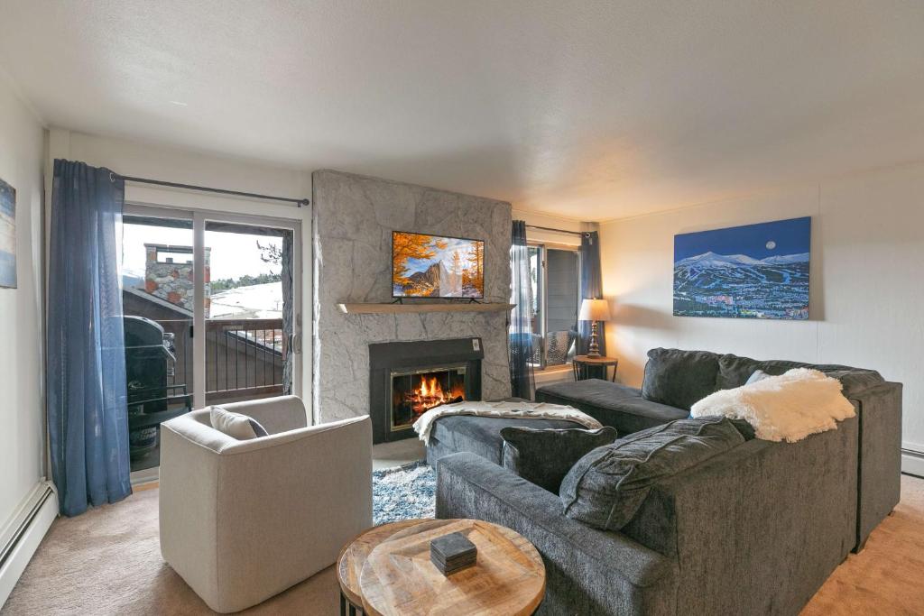 Ski Watch Condo Ski In and Out At Peak 8 Base, Breckenridge (updated ...