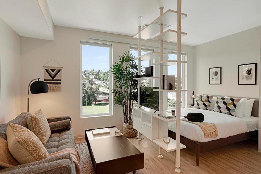 Beautiful Interbay Studio 4mi to Dtwn SEA by Zeus, Seattle (updated ...