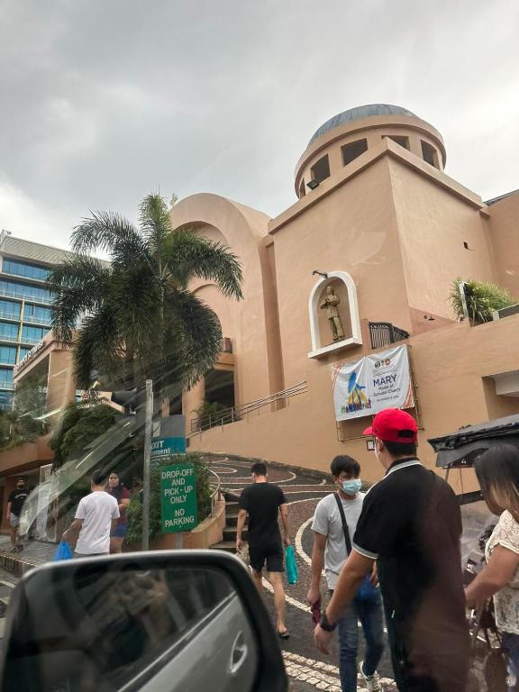 NAIA Terminal 3 Insane Interior, Be the Boss, Manila (updated prices 2025)