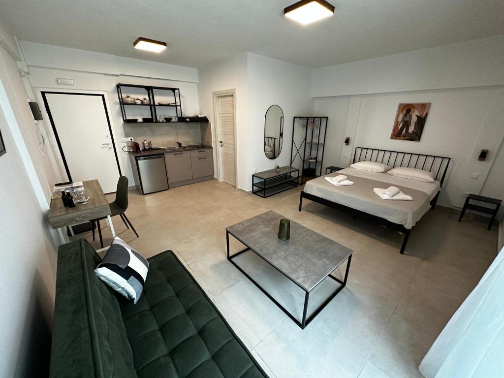 Lighthouse Rooms, Kriopigi (updated prices 2026)