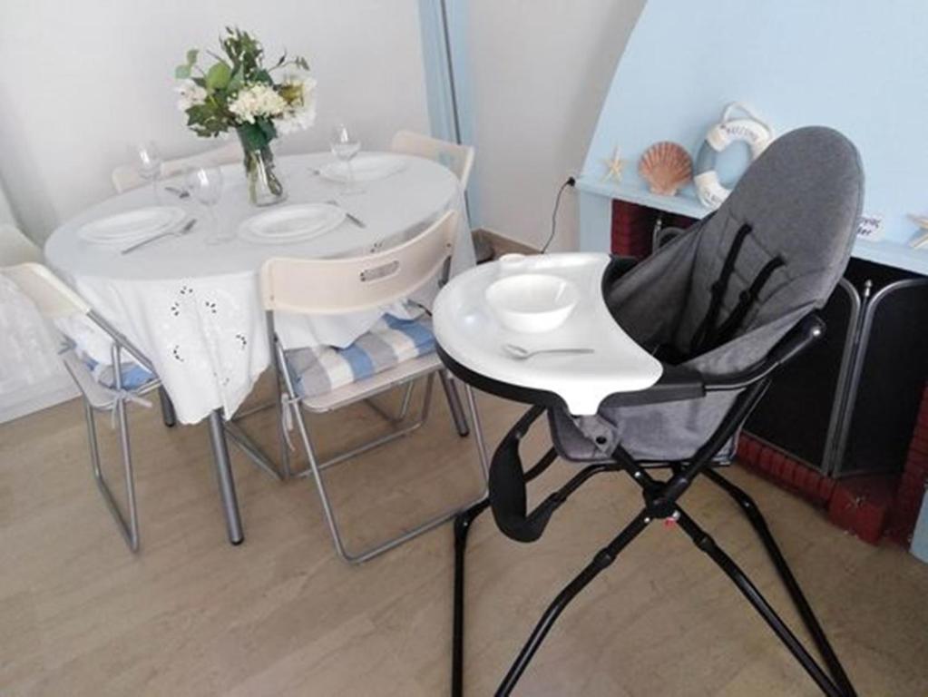 Hellas Dream, Perea (updated prices 2025)