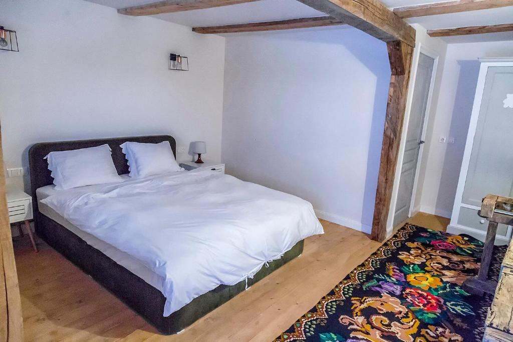 Casa dintre dealuri, Rozavlea – Updated 2023 Prices