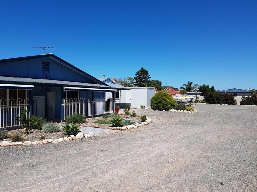 Blue Line Retreat - Unit 5, Port Vincent (updated prices 2026)