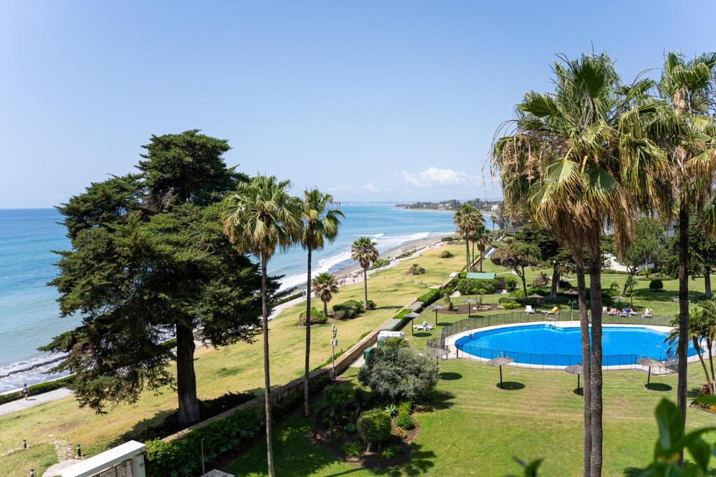 Beautiful front-line beach apartment in Estepona., Estepona (updated ...
