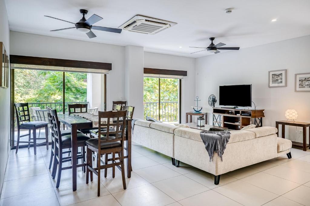 Jaco Bay 1202, Jacó (updated prices 2025)