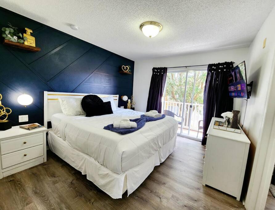Disney Paradise! Pools, lakes, and playgrounds!, Kissimmee (updated ...