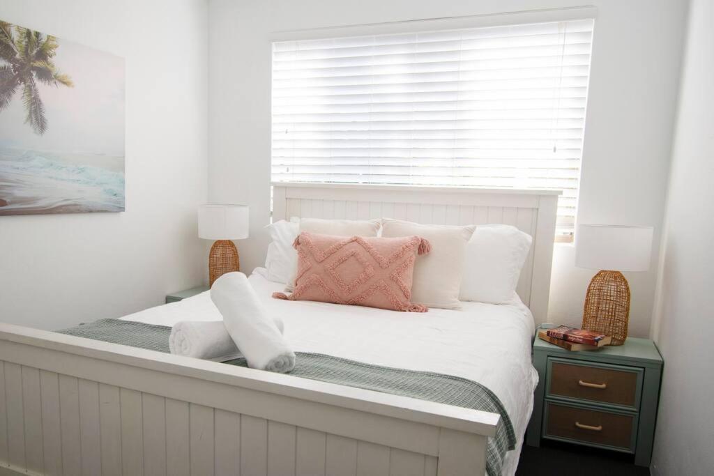 Callie Beach Escape - Beachside View, Family Friendly, Walk Everywhere ...