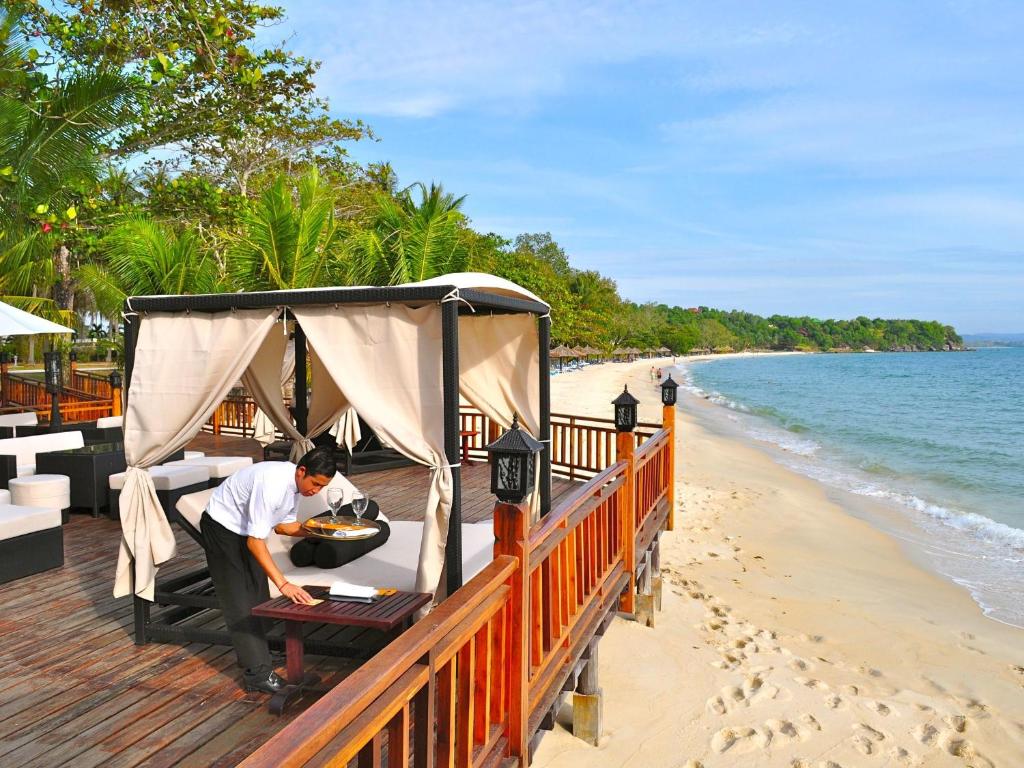 Most Beautiful Beaches in Cambodia – Where To Stay In Siem Reap