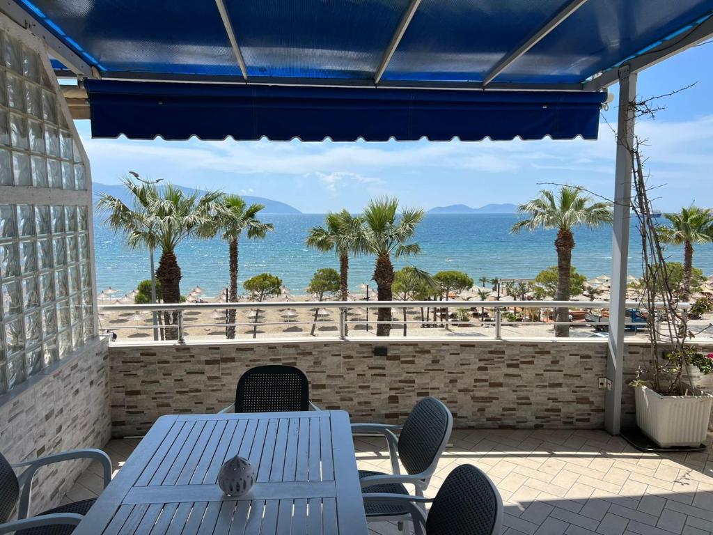 Cactus Coastal: 3-Bedroom Condo, Vlorë (precios actualizados 2025)