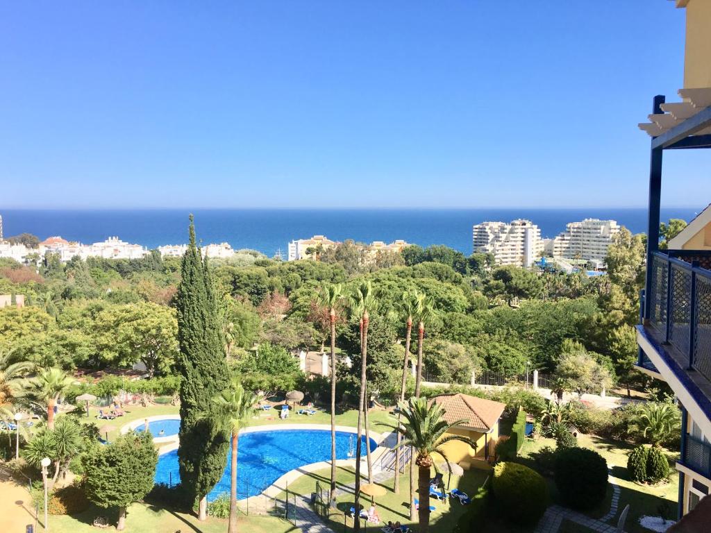 125 M² Ferienwohnung ∙ 3 Schlafzimmer ∙ 7 Gäste - Benalmádena