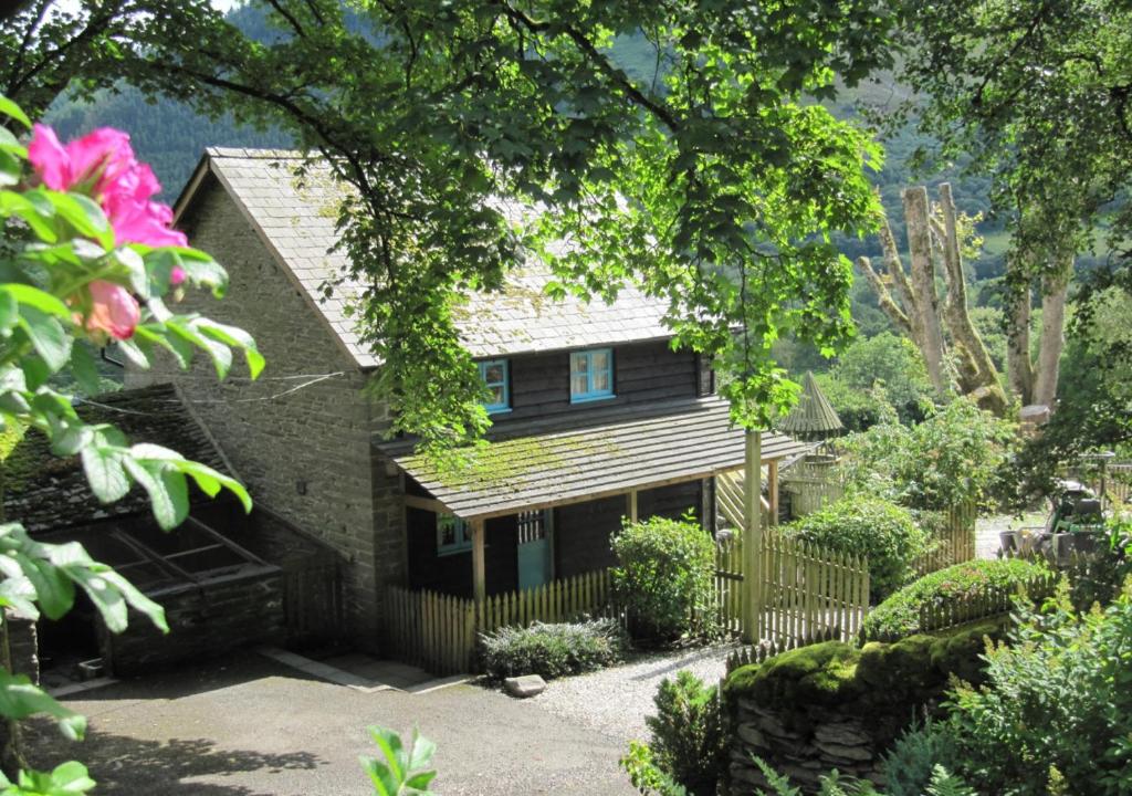The Granary, Rhayader (updated prices 2025)
