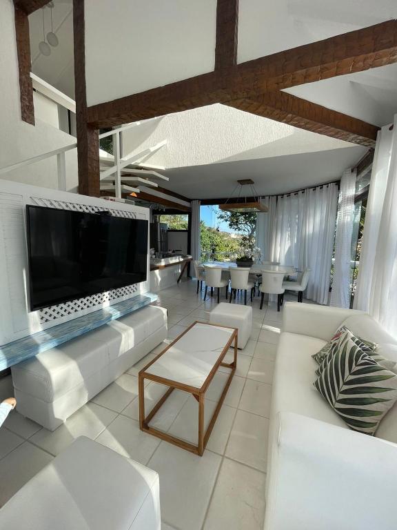 Casa Delfi, Hermosa vista, Jacuzzi e Praia , Buzios, Búzios ...