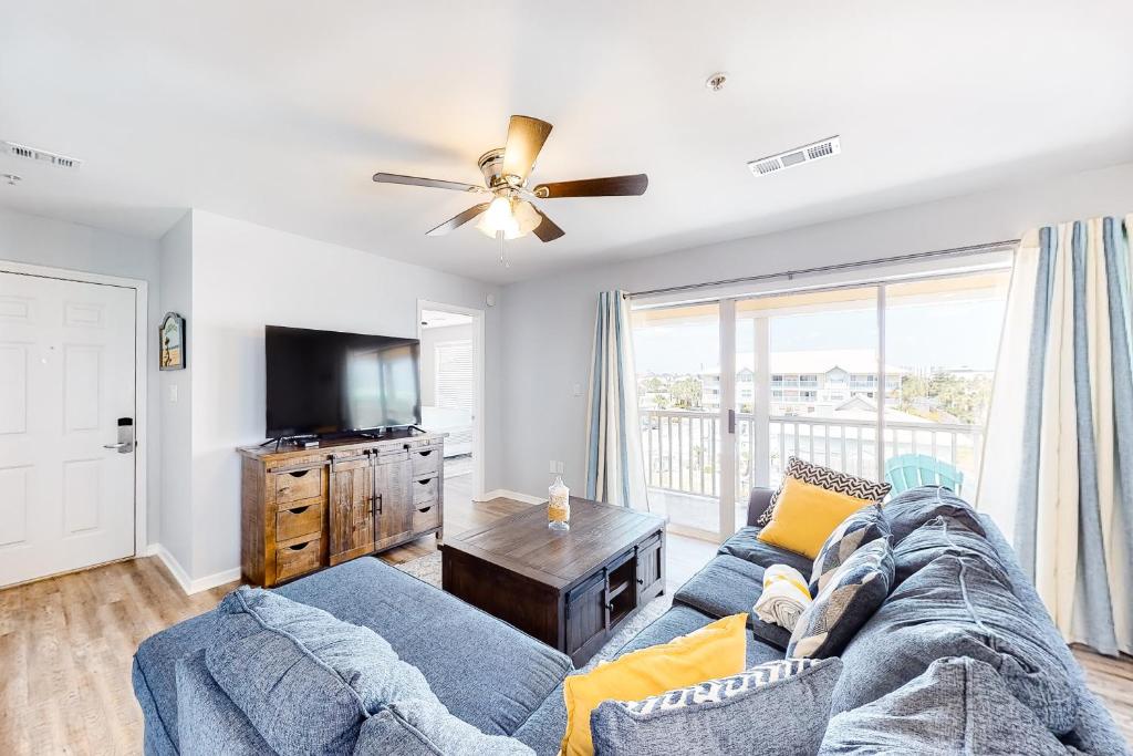 St Martin Beachwalk Villas 231, Destin (updated prices 2026)