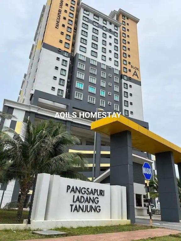 Aqils Homestay (Drawbridge , KTCC mall), Kuala Terengganu (updated ...