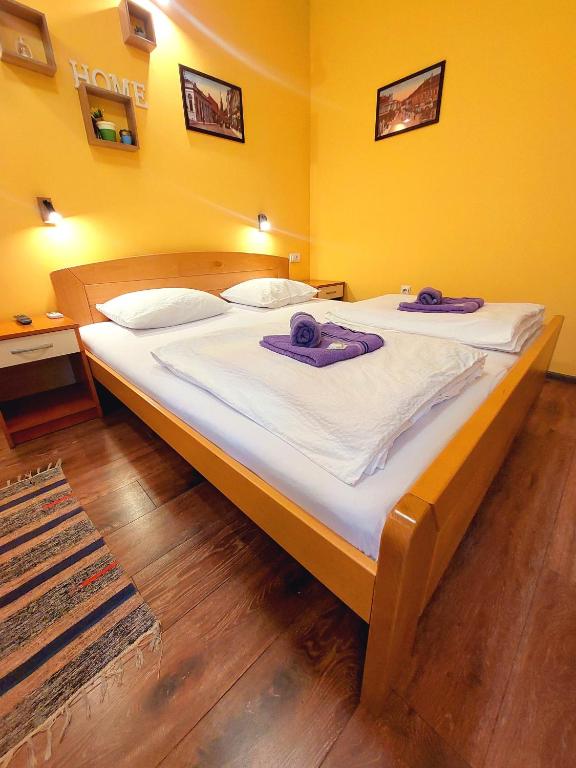 Smestaj Centar Novi Sad,Motorcycle Friendly, Novi Sad (precios ...