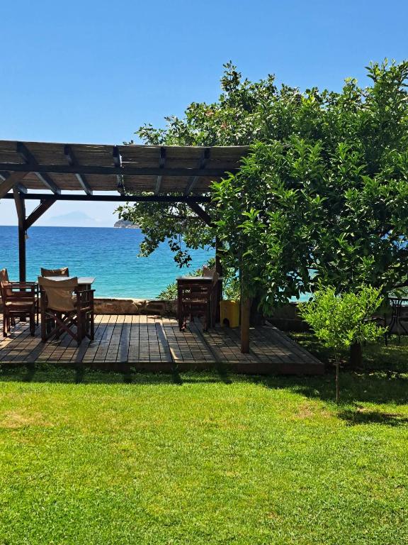 La Casa Sul Mare in Paleo Tsifliki - Traveleto