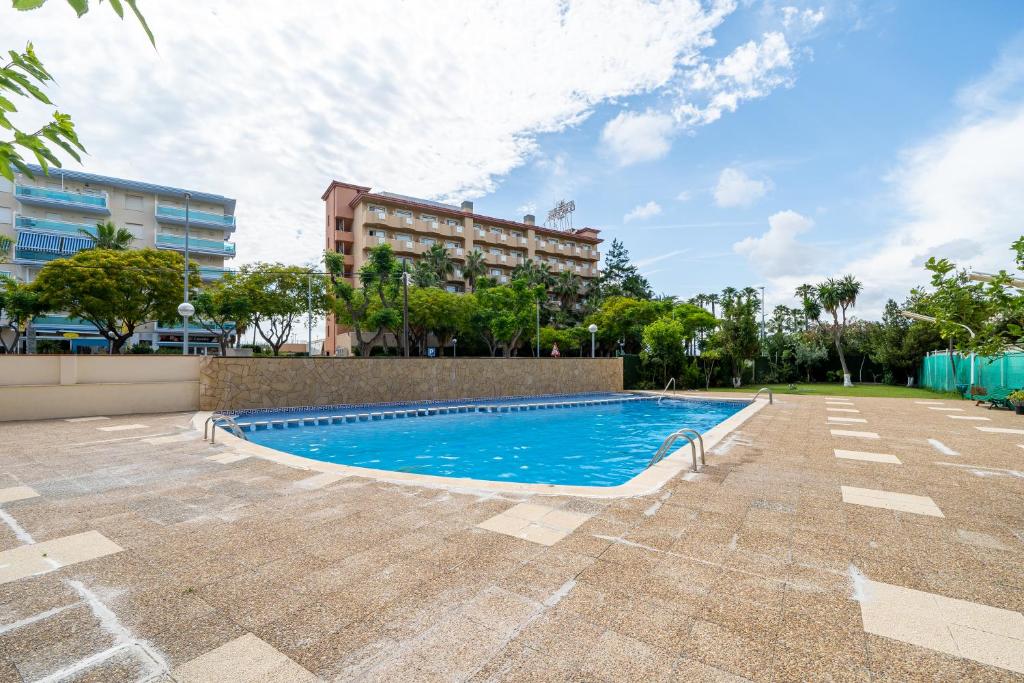 Mariwell's, La Pineda – Precios actualizados 2023