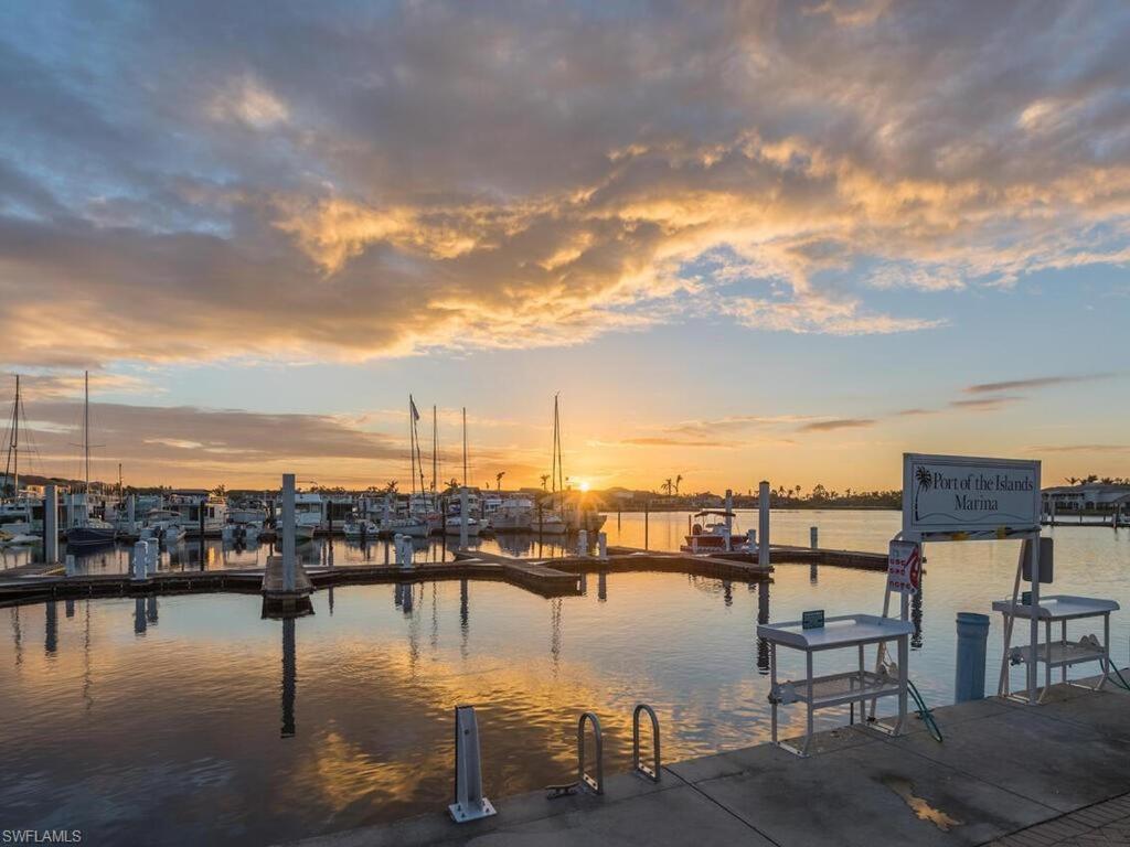 Marina getaway on the water!, Naples (updated prices 2026)