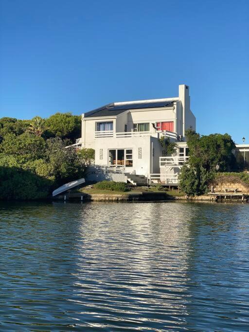 Tranquil Waterfront Hideaway with Stunning Views, Cape Town (updated ...
