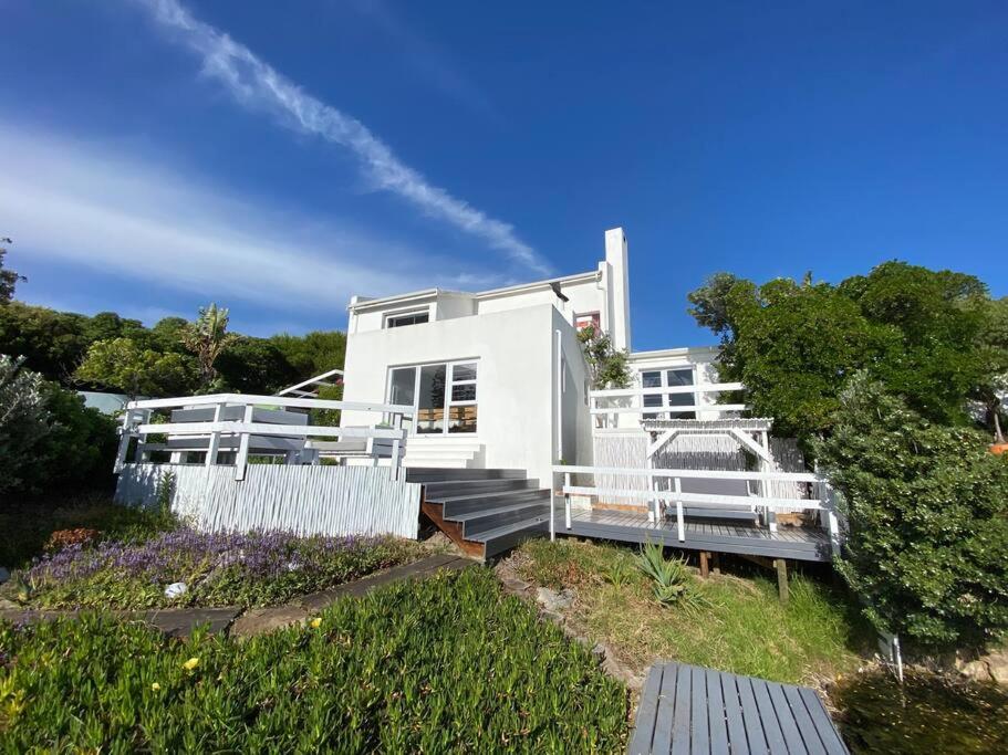 Tranquil Waterfront Hideaway with Stunning Views, Cape Town (updated ...