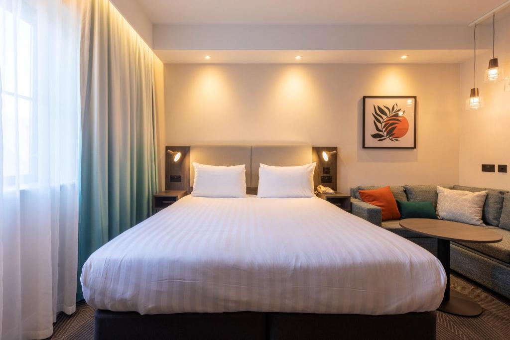Holiday Inn London Sutton by IHG, Sutton (updated prices 2025)