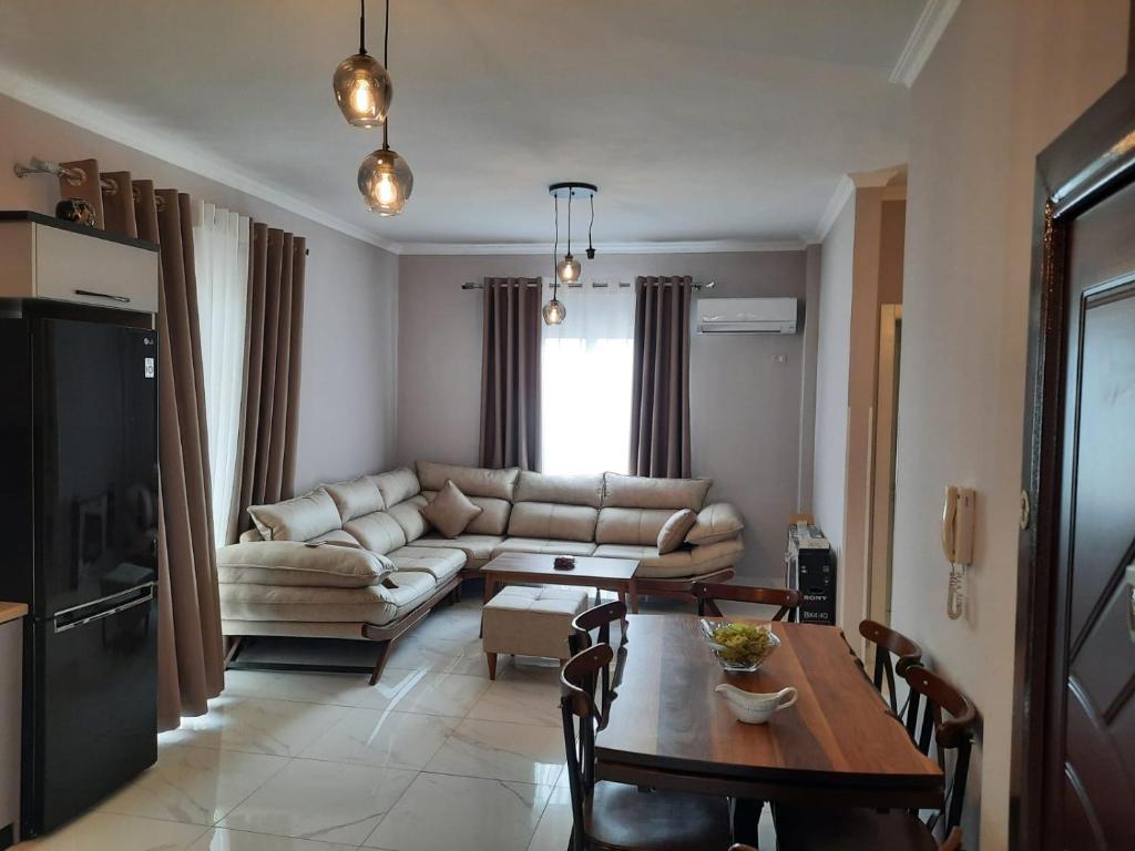 Arlis House, Golem (updated prices 2025)