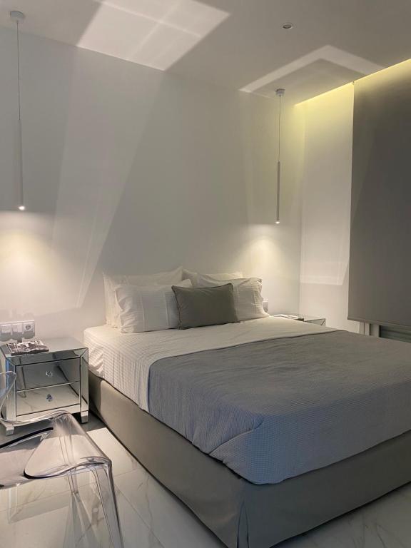 DK Luxury Suite, Néa Péramos – Updated 2024 Prices