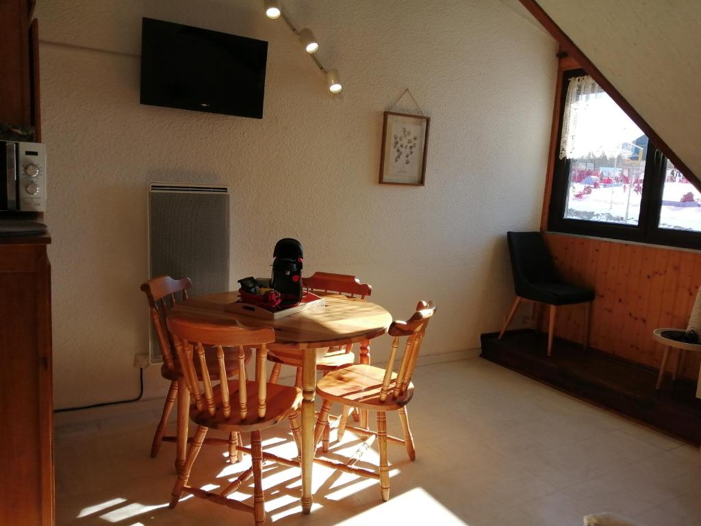 La Mansarde – Apt. 4 personnes, Saint-Lary-Soulan – Updated 2024 Prices