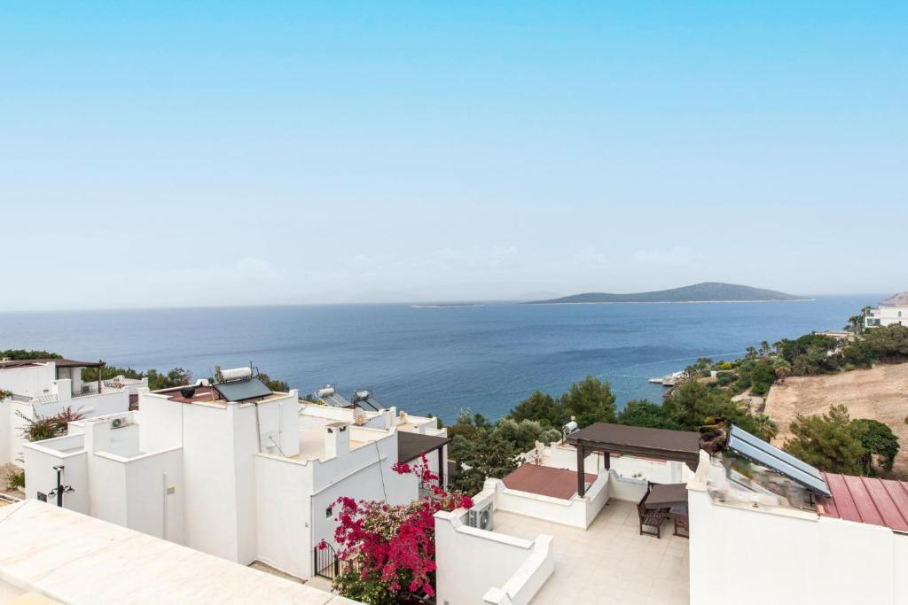 Sea View Duplex Private Villa in Bodrum Gundogan, Gundogan – Precios ...