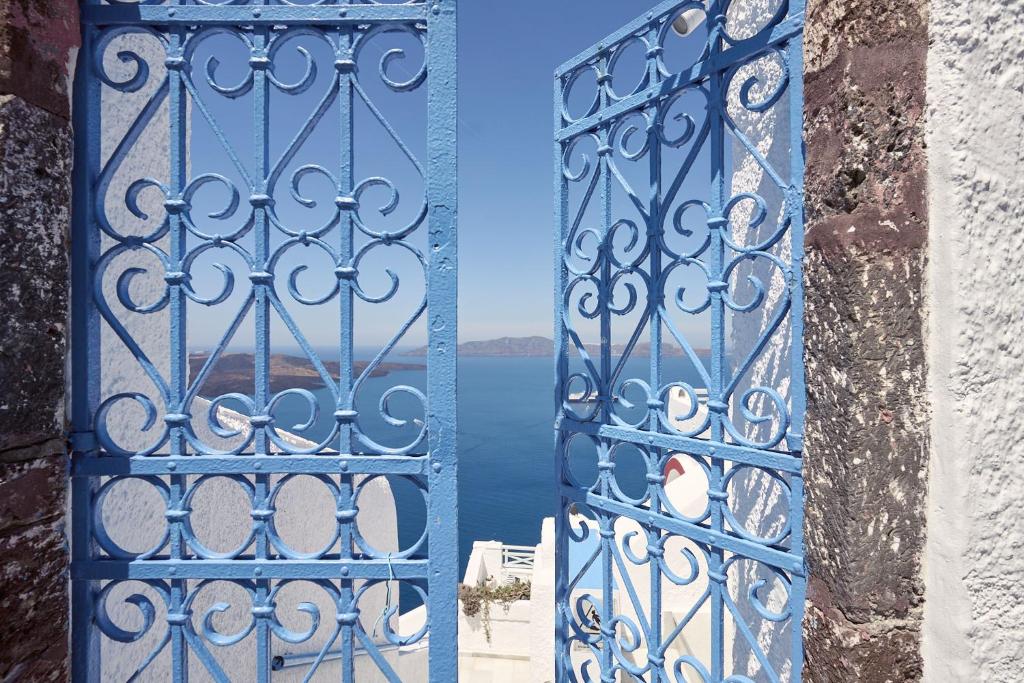 Amphitheater Cave Houses, Fira (precios actualizados 2025)