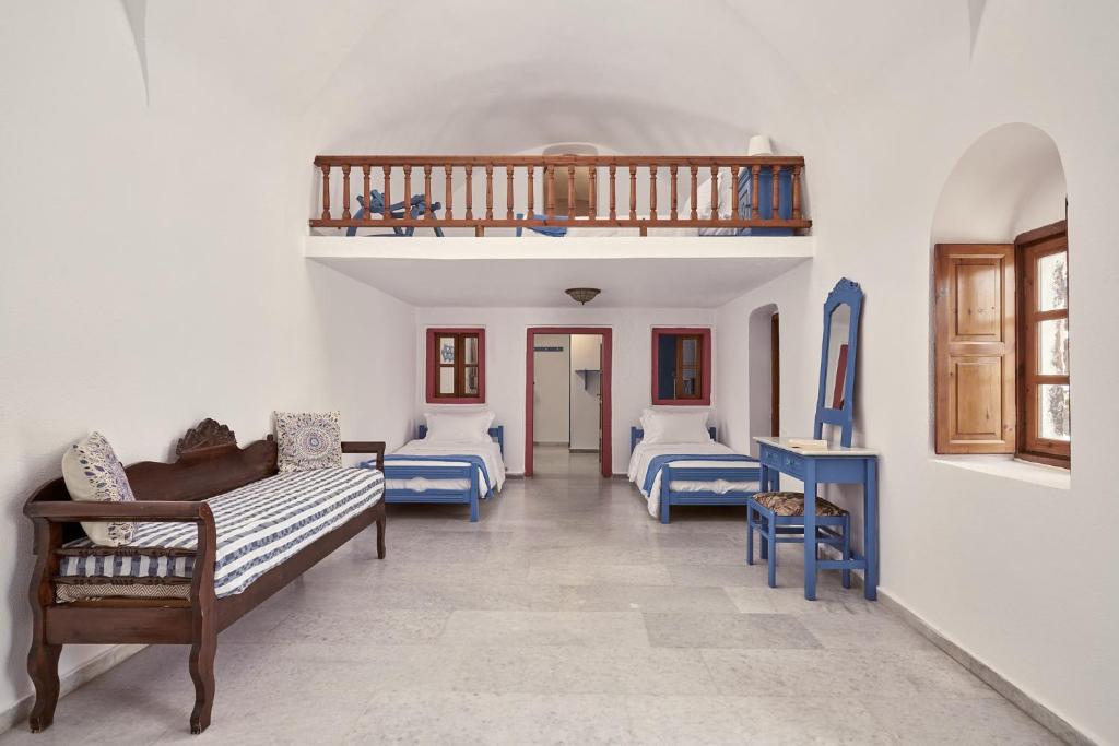 Amphitheater Cave Houses, Fira (precios actualizados 2025)