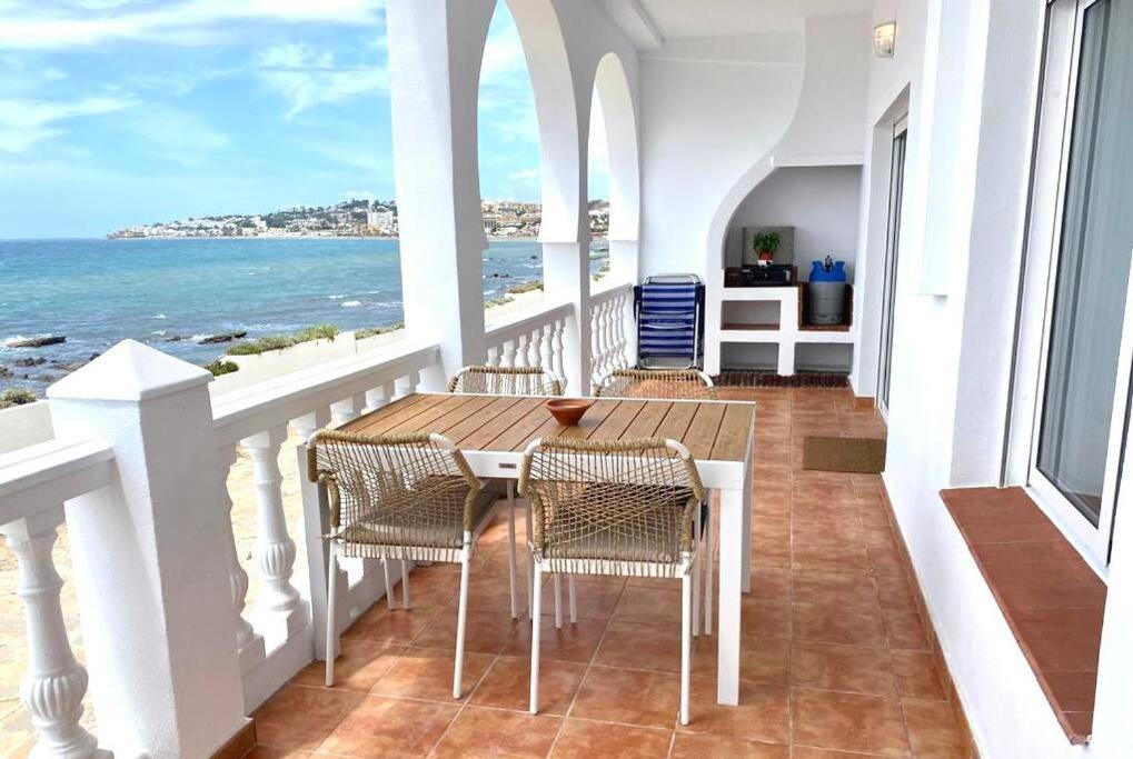 Primera Línea de Playa Increíbles vistas, Mijas Costa (updated prices 2025)