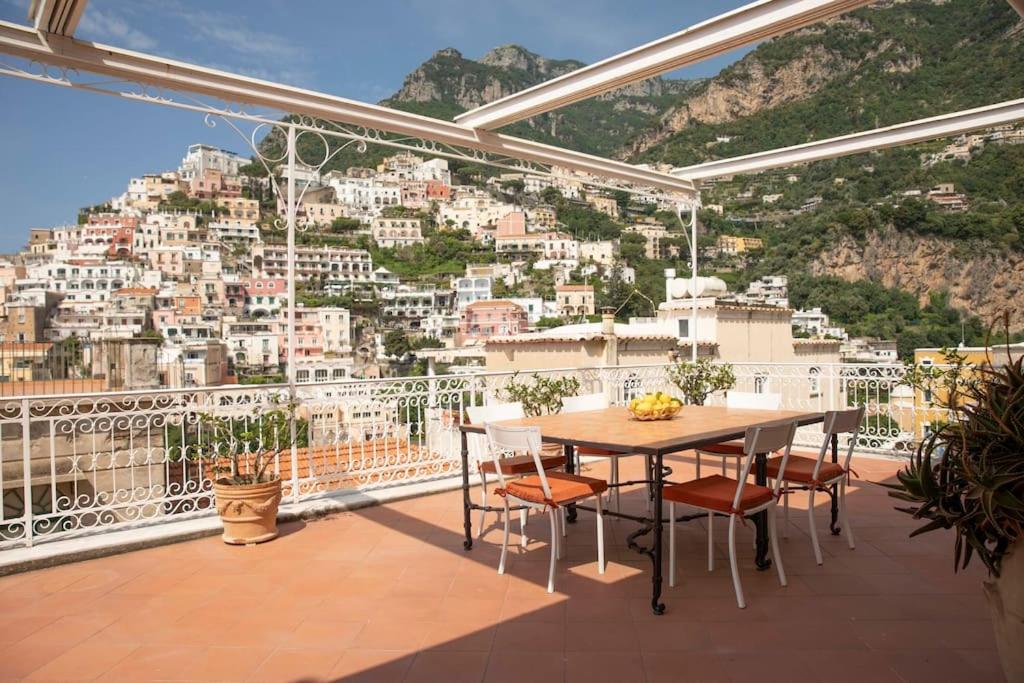 Villa Joey - Prestigious residence with private garage in the heart of ...