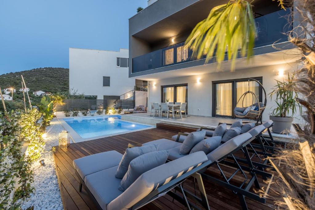 Villa ToDo with heated pool and jacuzzi, Vinišće (updated prices 2025)