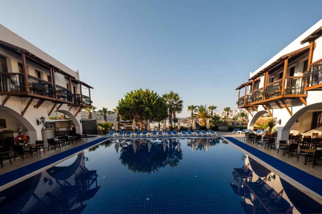 Costa Bitezhan Hotel - All Inclusive, Bitez (updated prices 2025)