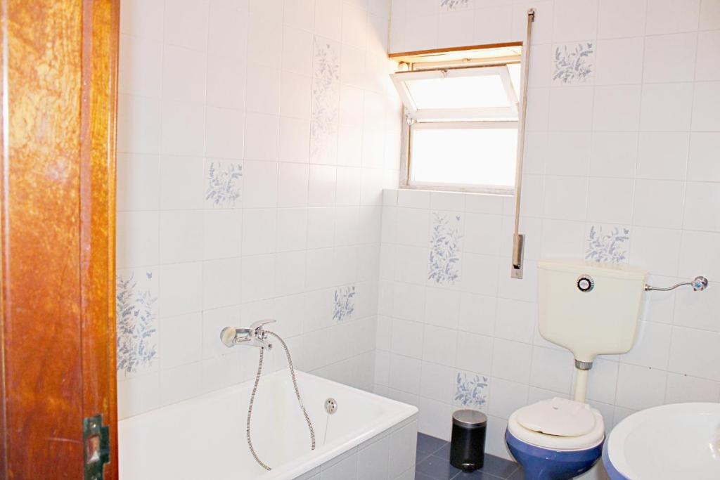 Villa do Sol Carcavelos Beach House, Carcavelos (updated prices 2025)