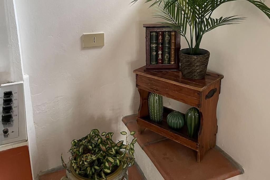 Nonna Marisa House (In the rock), Ofena (updated prices 2025)