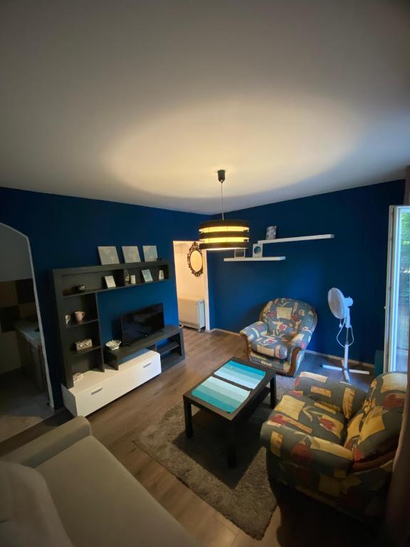 Studio 43, Belgrade (updated prices 2025)