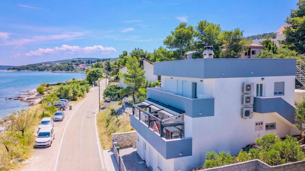 Vila Rovci Luxury Apartment 1 First Row to the Sea, with a beautiful ...