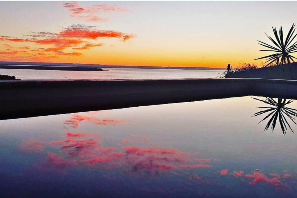 Villa Wellmina - Stunning Sunsets & Relaxing Poolside Vibes!, La Paz ...
