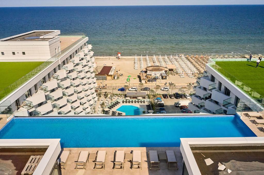 Studio Cornelia Seaview Spa&Pool in Infinity Beach Resort, Mamaia ...