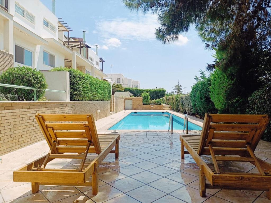 Sunset mini studio with pool, Anavyssos (updated prices 2024)